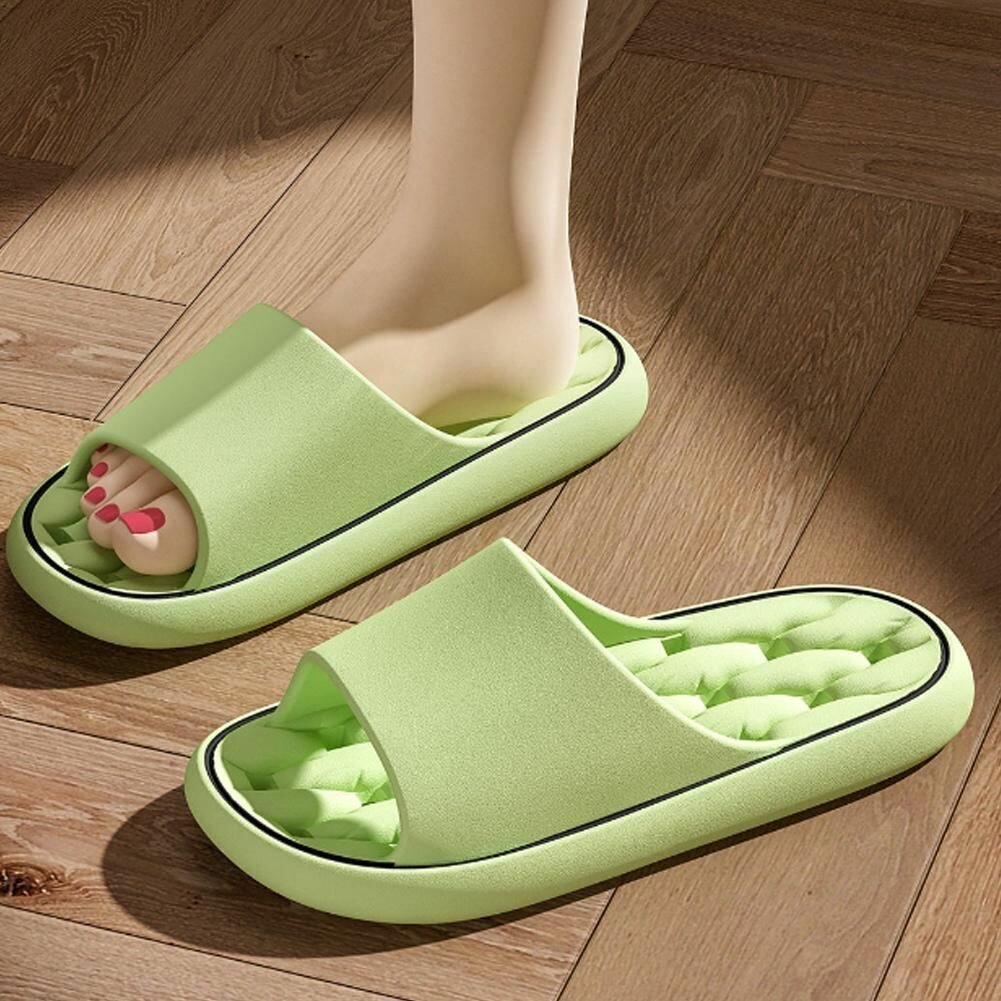 Slippers — фото 1