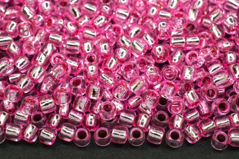 Бисер японский TOHO круглый 8/0 #0038 розовый, серебряная линия внутри, 10 грамм