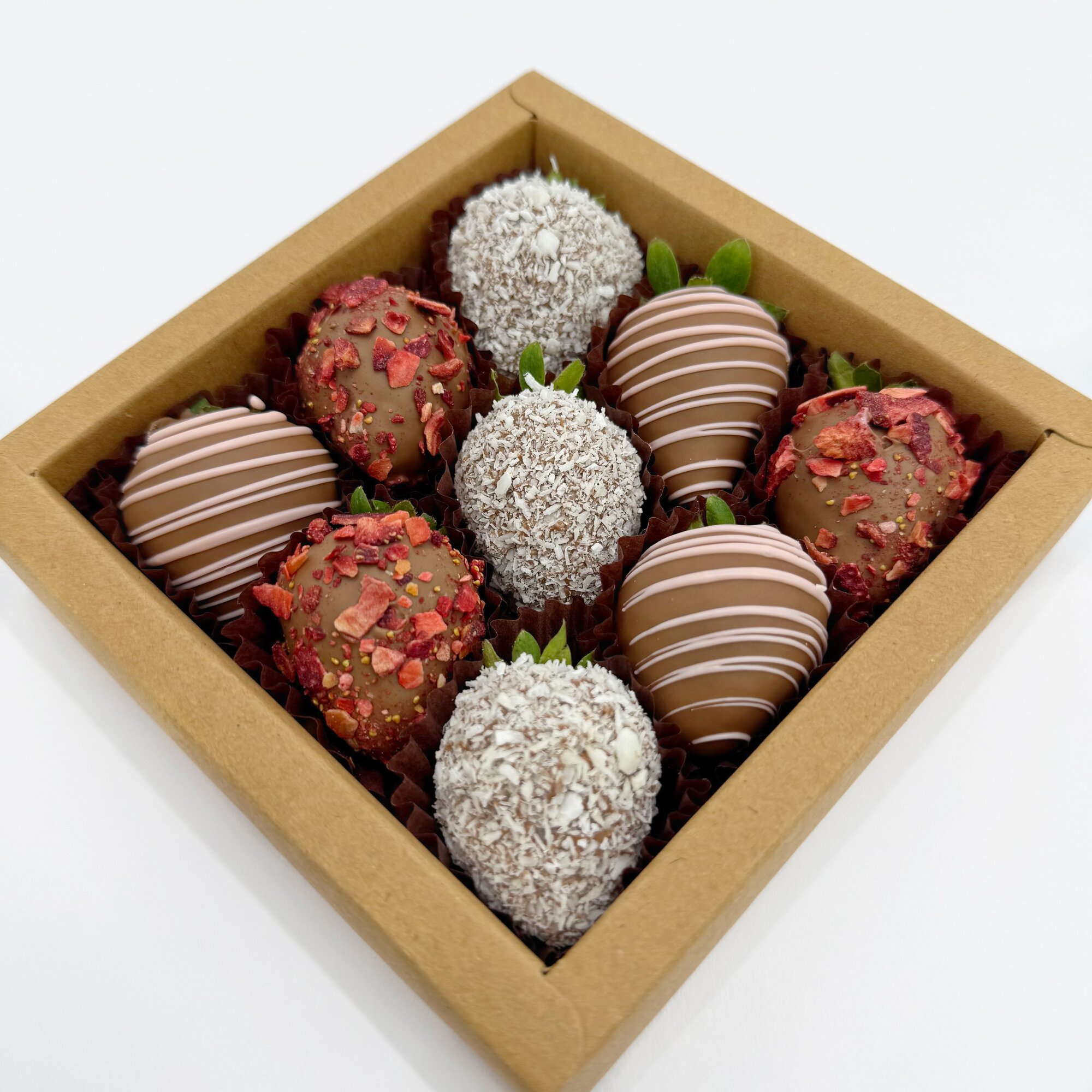 Набор клубники "№2" в бельгийском шоколаде, 150 г, 9 шт RozaVam