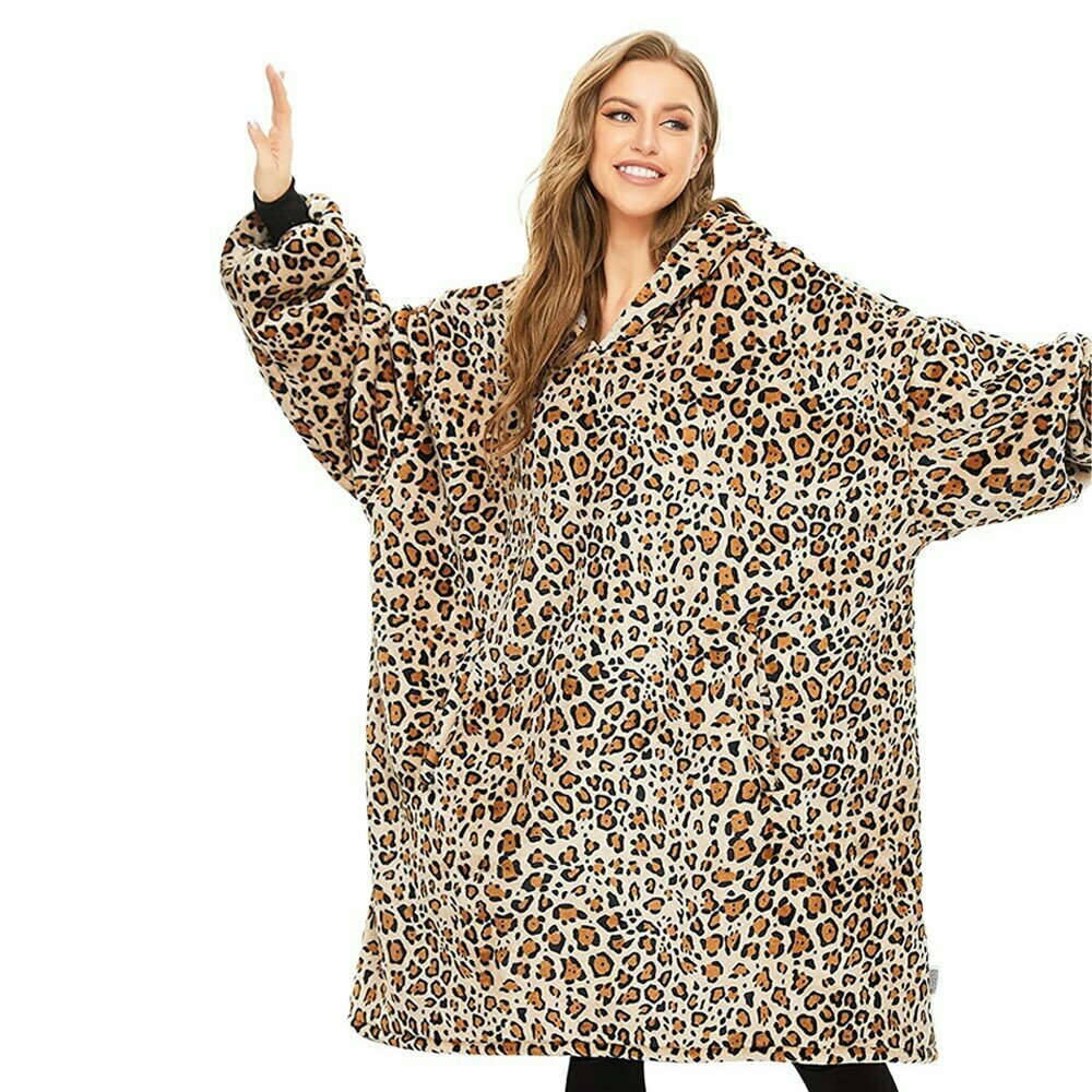 Плед флисовый с рукавами и капюшоном