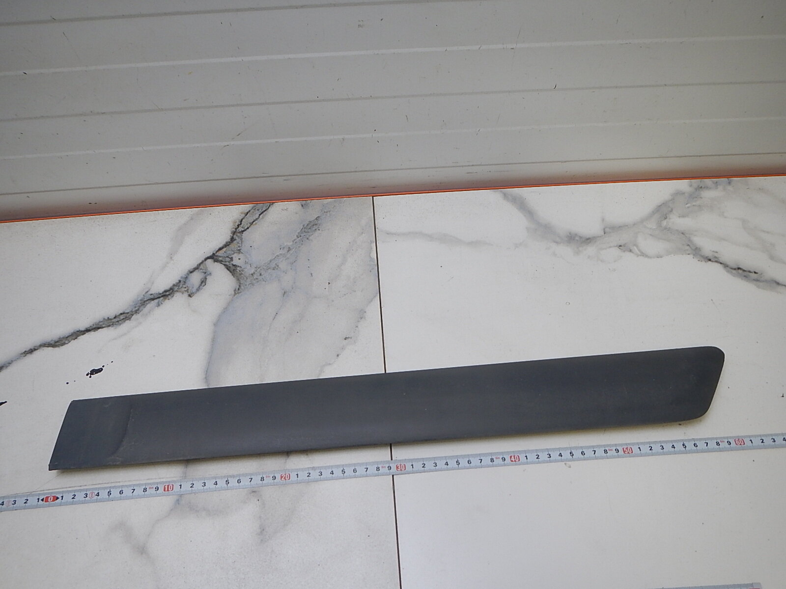 Б/У Молдинг двери задней левой, Ford (Форд)-FIESTA (01-07) FORD FIESTA (01-07) 05- Царапины. 635100 FORD арт. 6S61A25533ABW