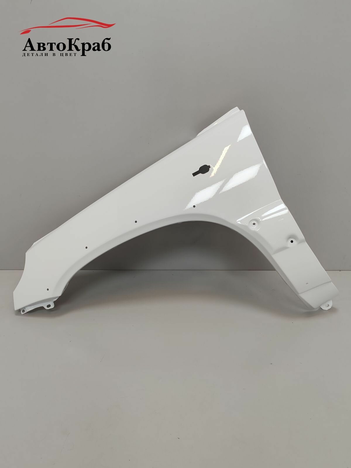 Крыло переднее левое в цвет для Шевроле Нива рестайлинг 2009 - 2016 г. 204 - айсберг, белый