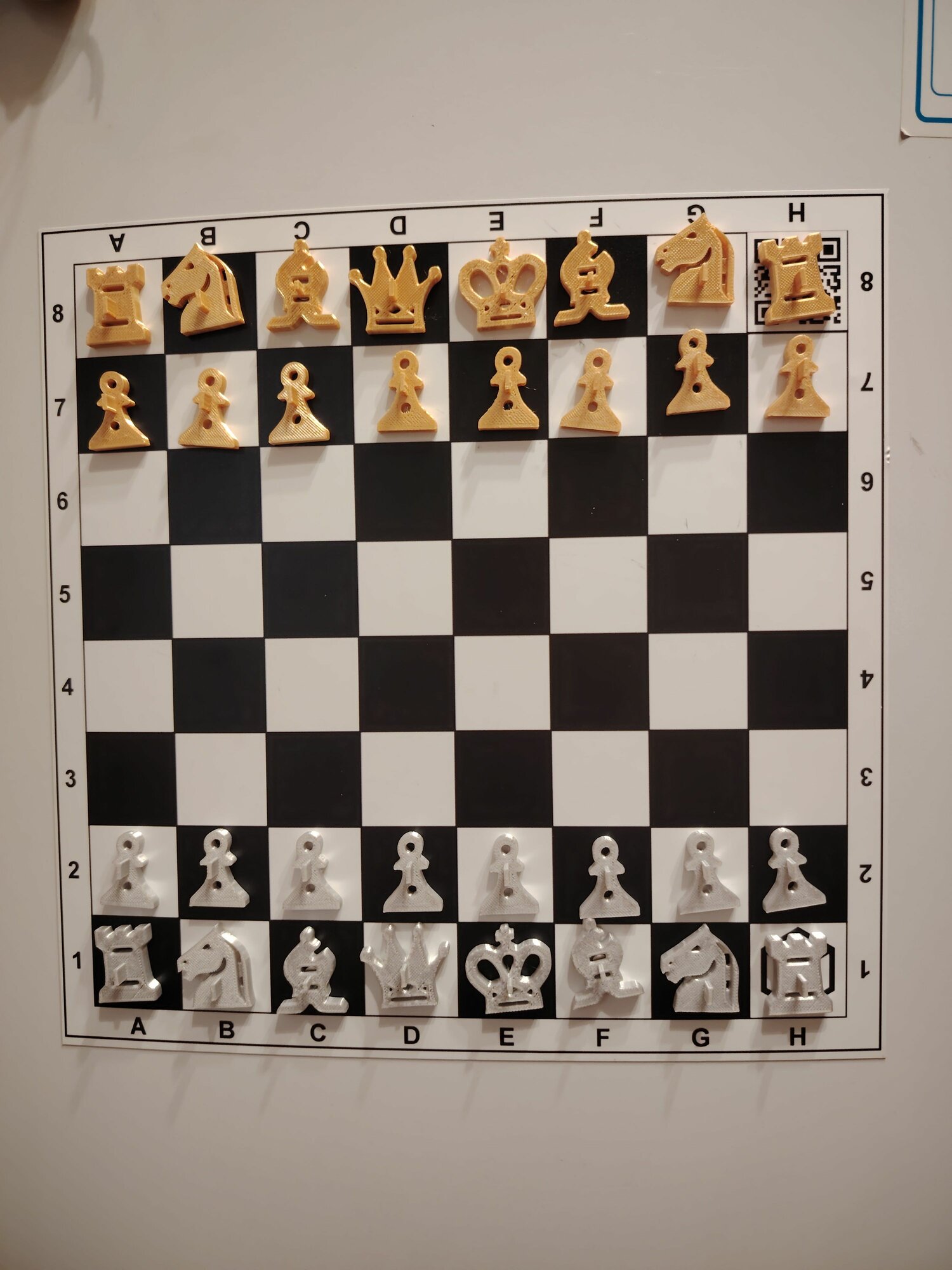 Магнитные шахматы "Вертикаль" (золото и серебро)