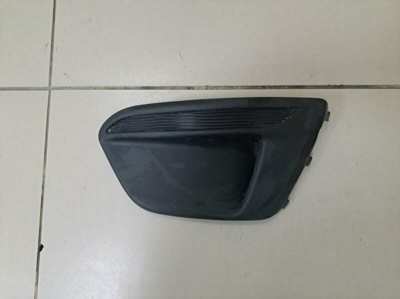 Решетка в бампер левая Kia Rio X-Line 2017 кат.номер: 86523H0500