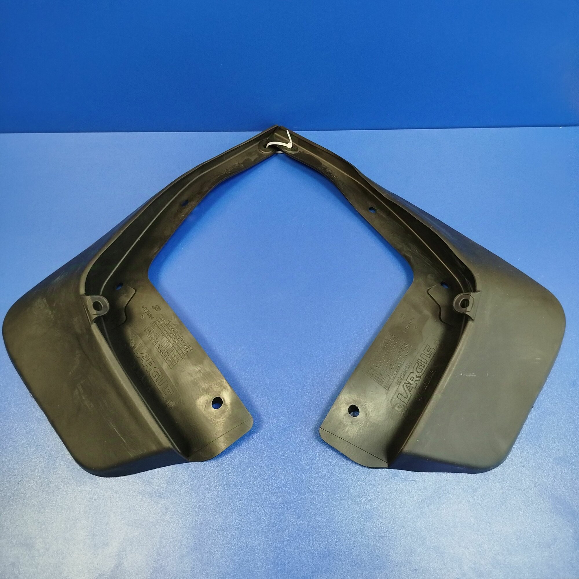 Брызговики задние "CS20" для автомобилей Ларгус, Renault Logan ORIGINAL+ (6001998164А/6001998164В)