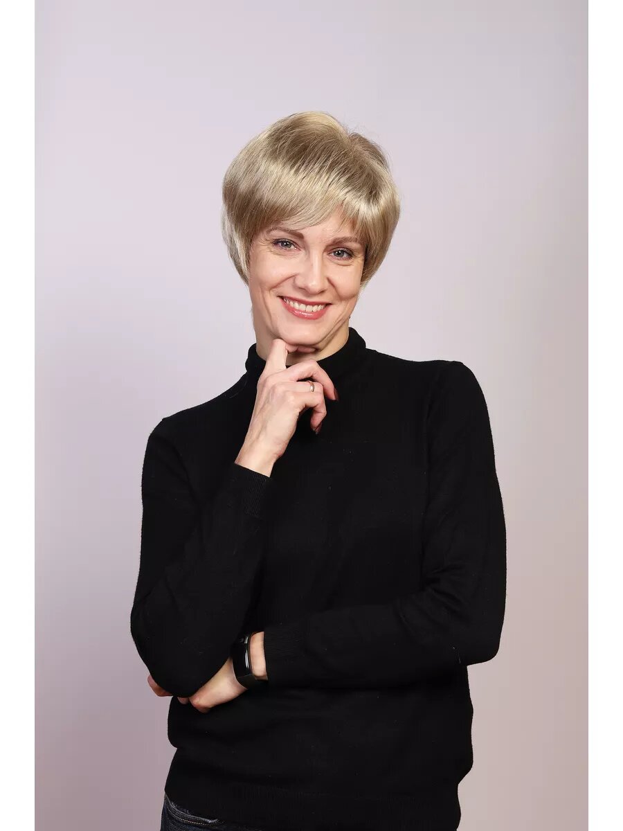 Парик женский короткие волосы