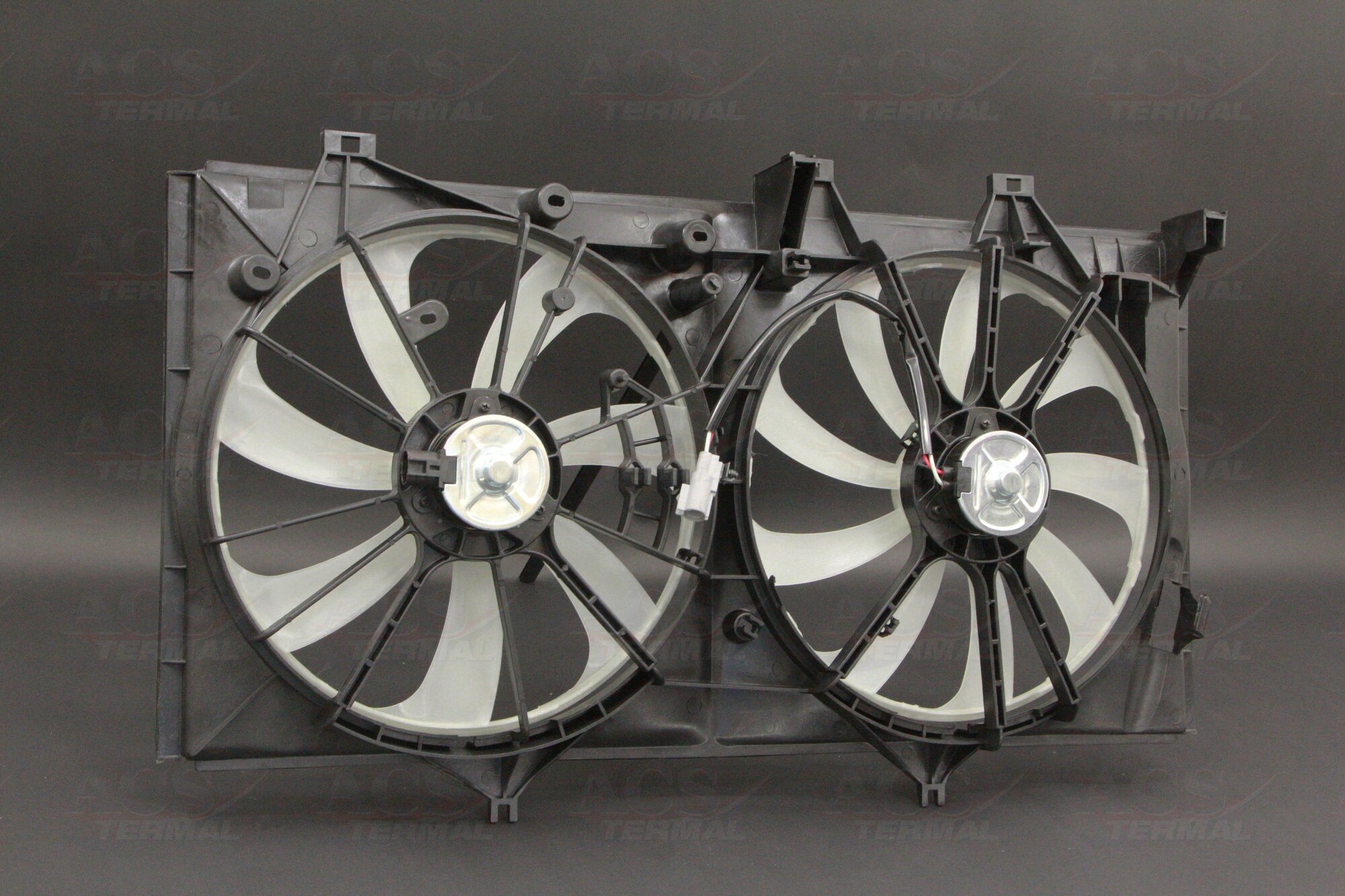 4040501 Вентилятор охлаждения для Toyota Camry 50 2.0-2.5 (11-) (без расширительного бачка) (80Вт х 2)