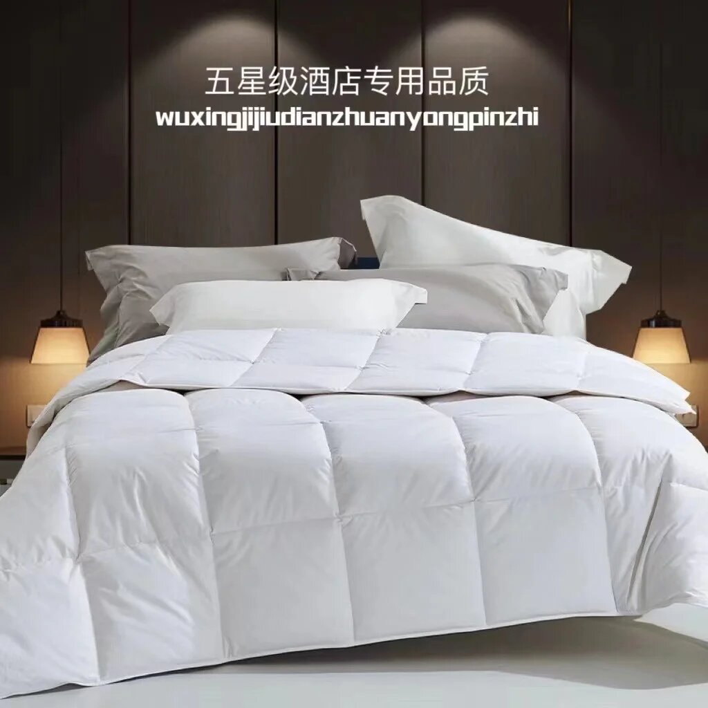 Легкое пуховое одеяло Microfiber Premium Down 700