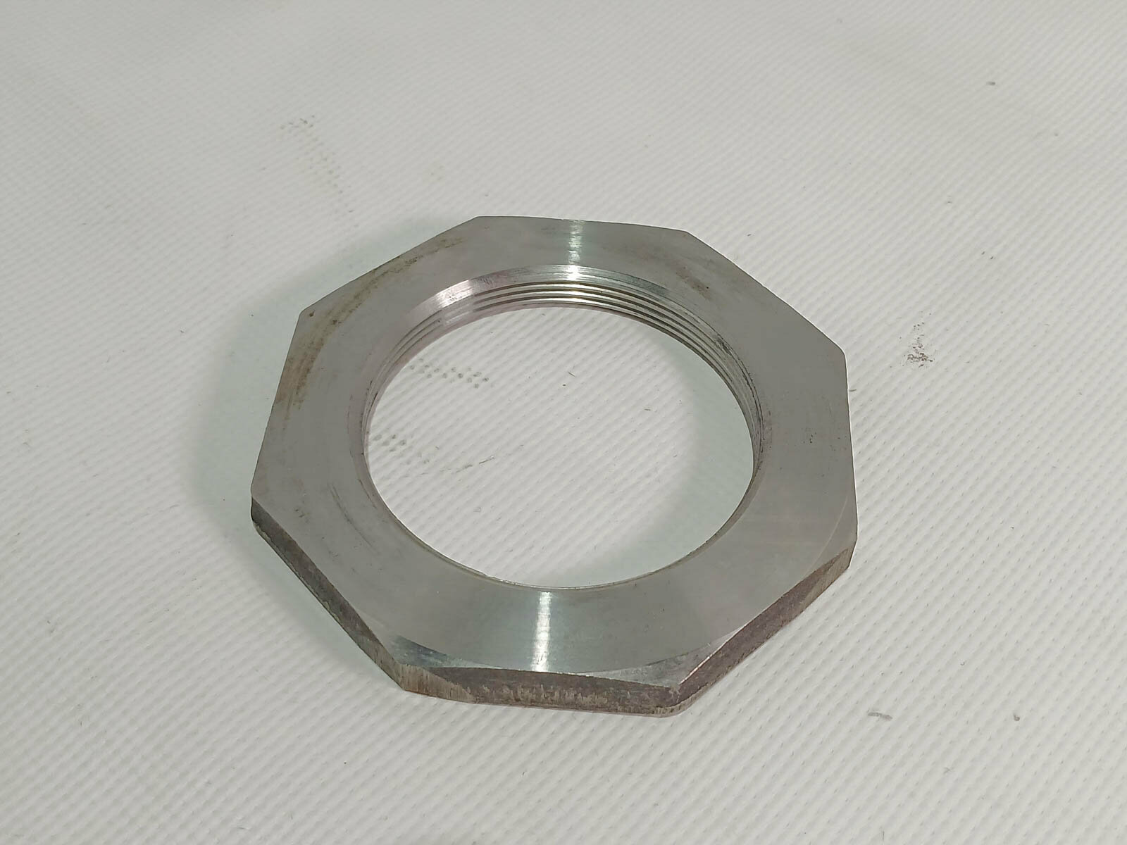 Гайка ступицы