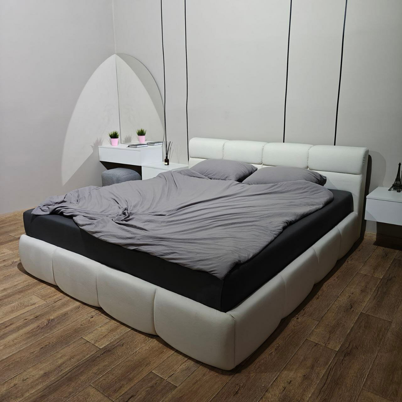 Кровать VIERO Марракеш, разборная, мягкое изголовье, 140х200 см, с ортопедическим основанием, без подъемного механизма