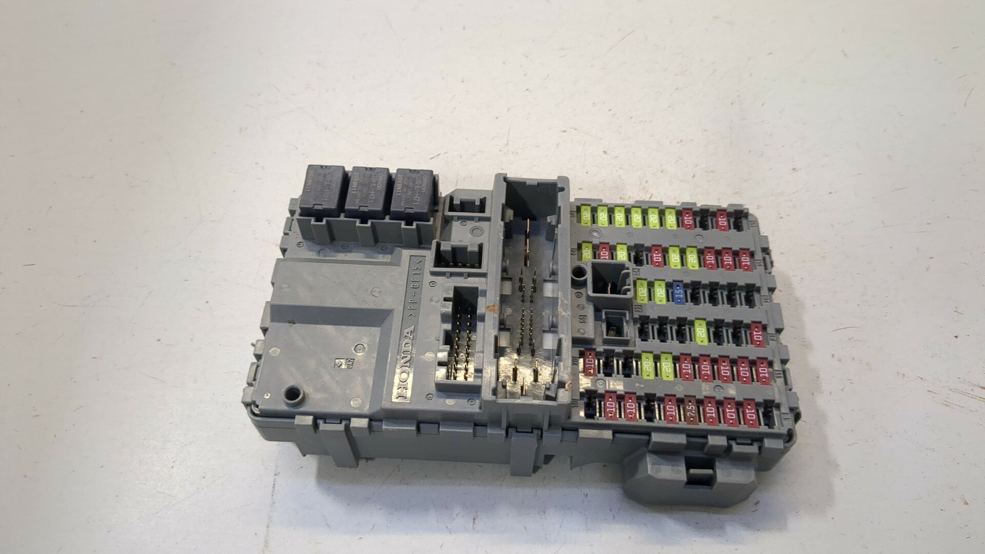 Блок предохранителей Honda Accord 10 Б/У