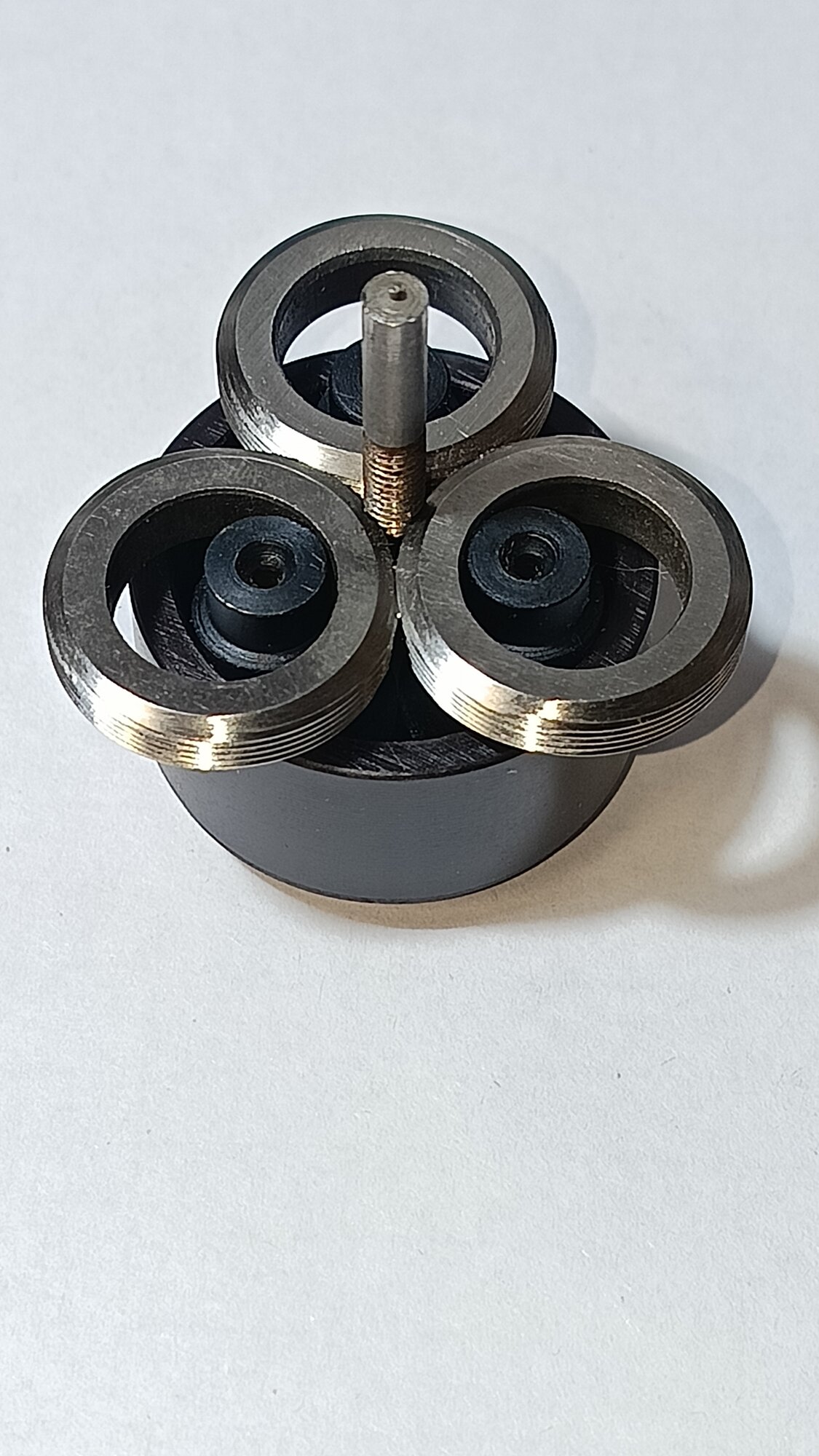 Плашка резьбонакатная М4х0,7 (бесстружечная), марка стали Р6М5