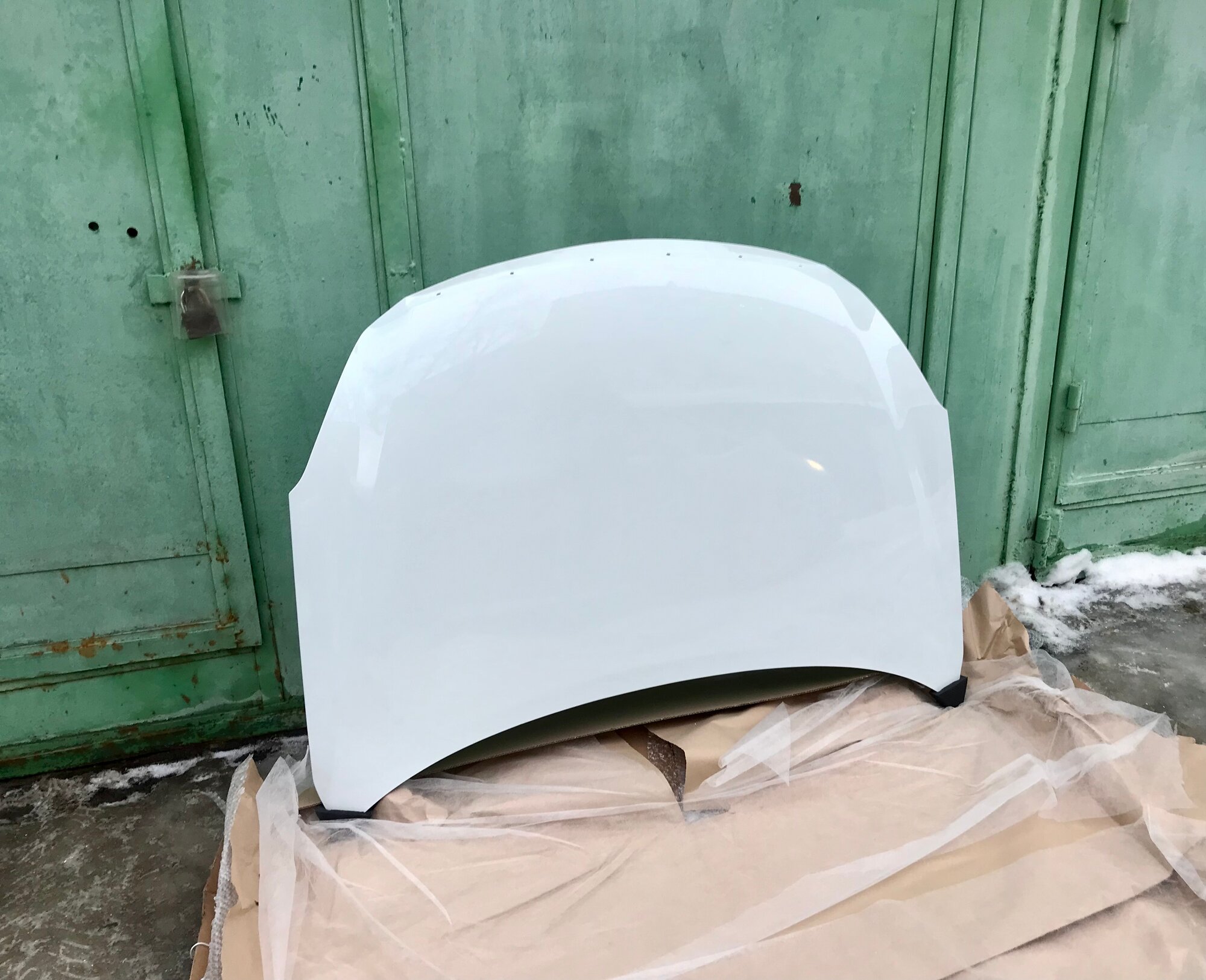 Капот Nissan Almera G15 покрашен в белый цвет Тайвань (2012-2018)