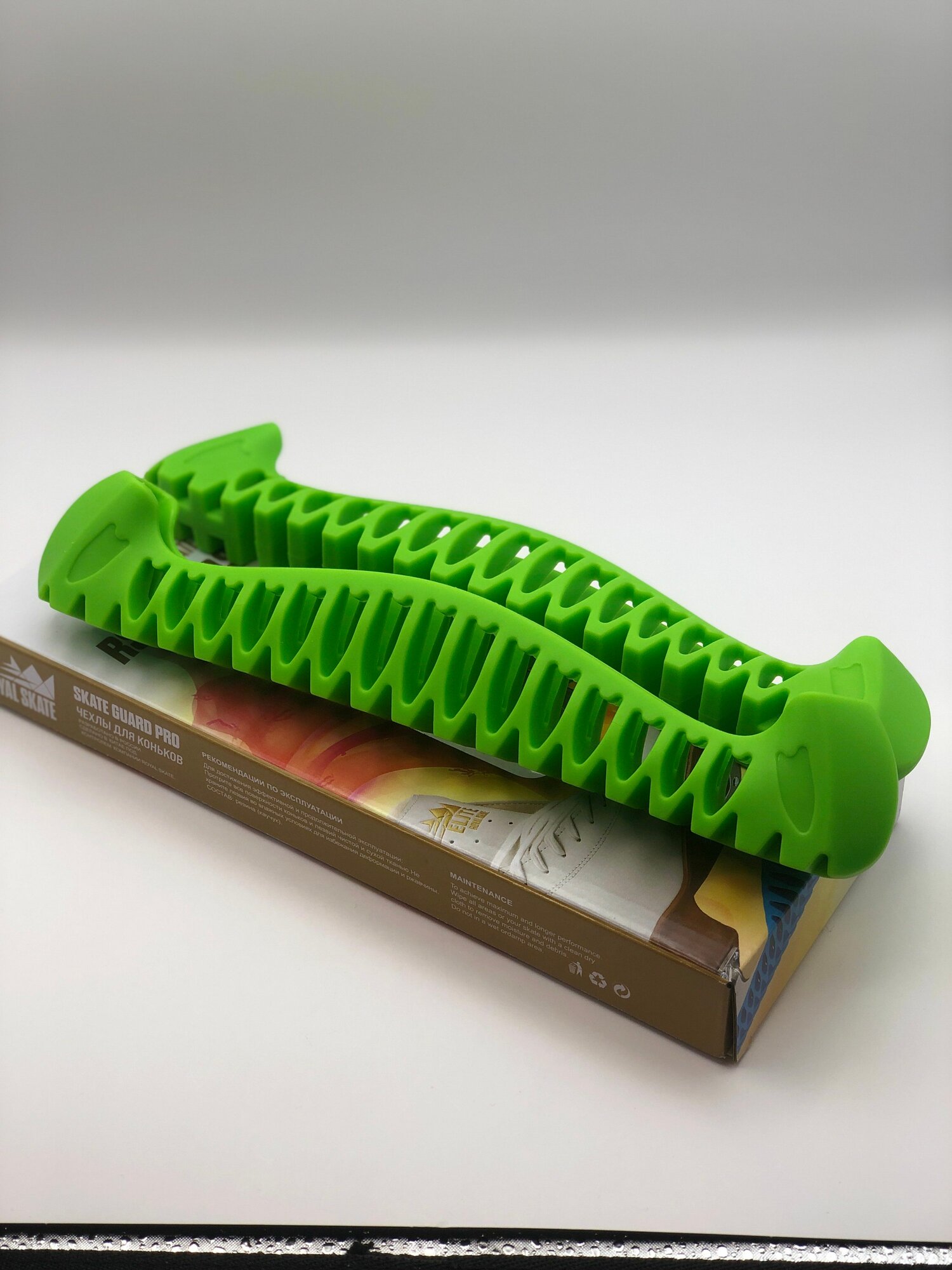 Чехлы для лезвий ROYAL SKATE, для фигурных коньков, салатовые