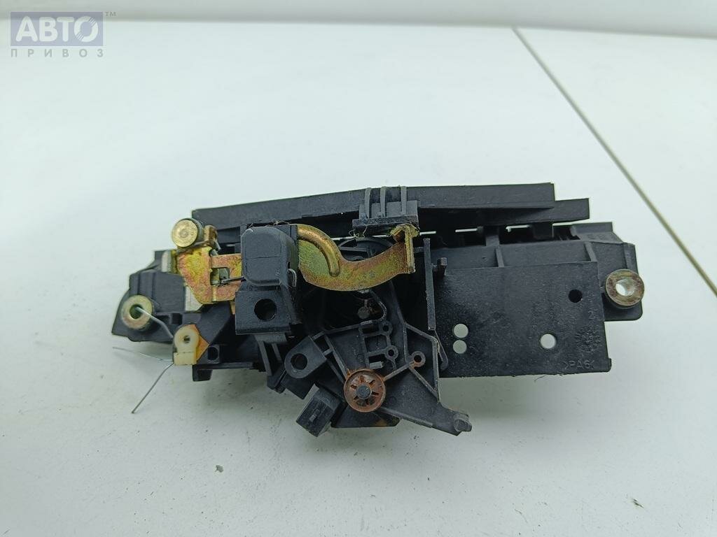 Личинка замка Audi A4 B5 (1994-2001)