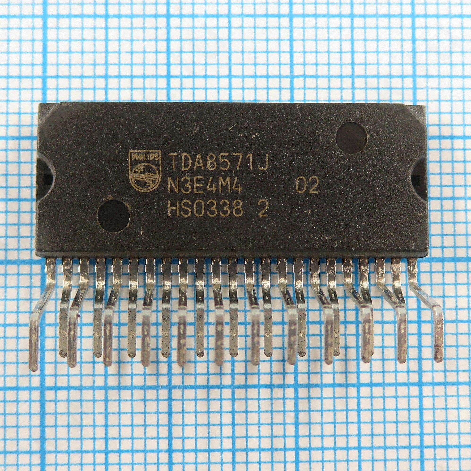 TDA8571 - Усилитель звука