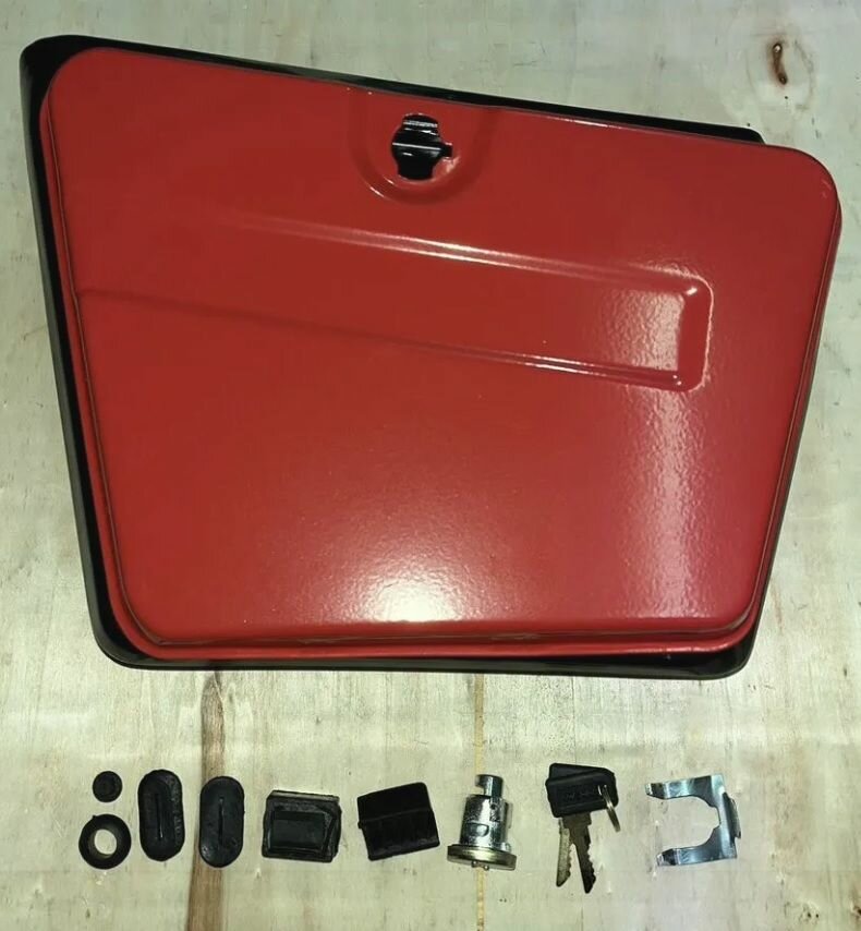 Бардачок Иж правый в сборе