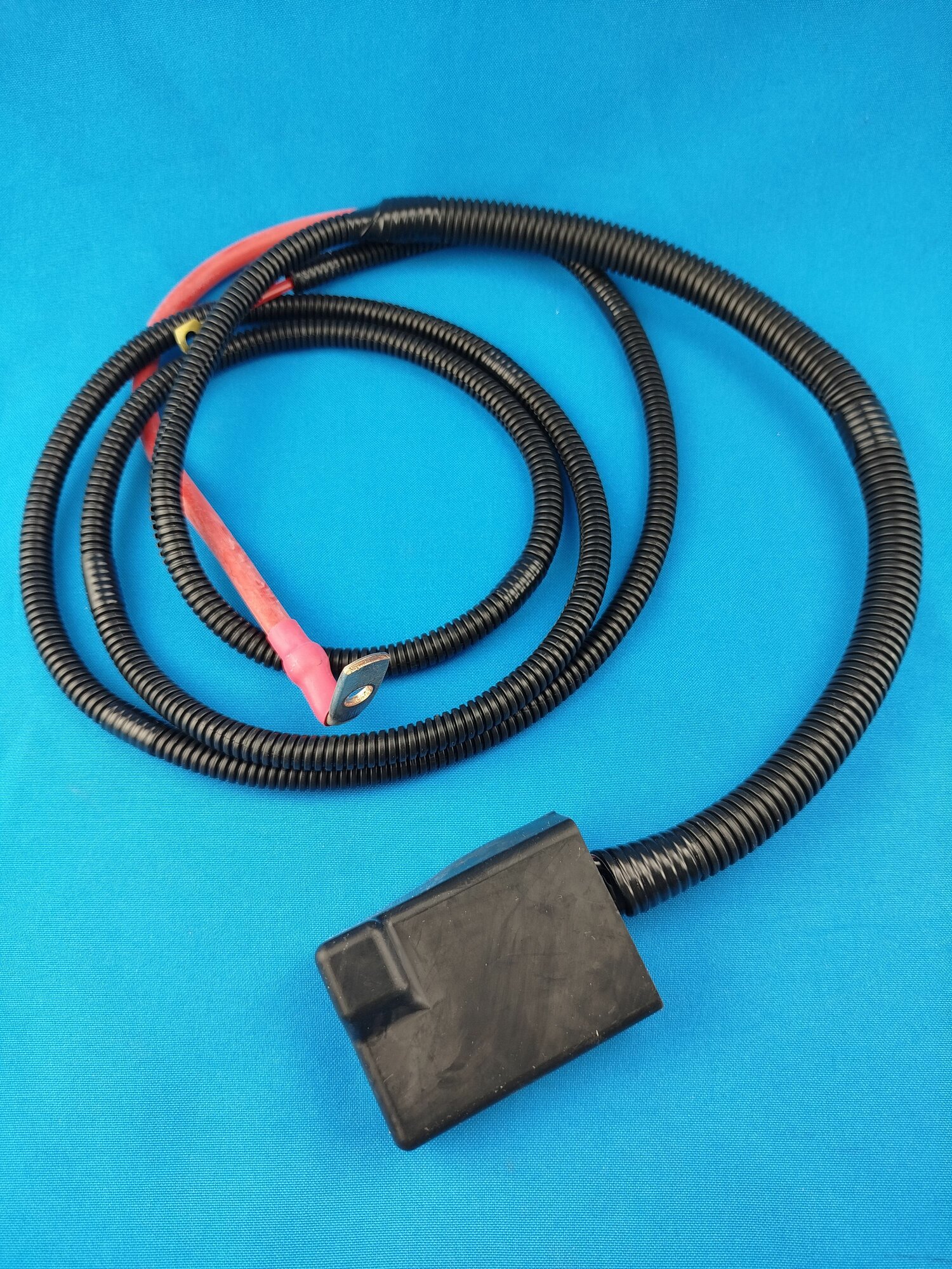 Провод АКБ "ВАЗ" (+) для а/м ВАЗ 2110 н/о (2110-3724070-82)