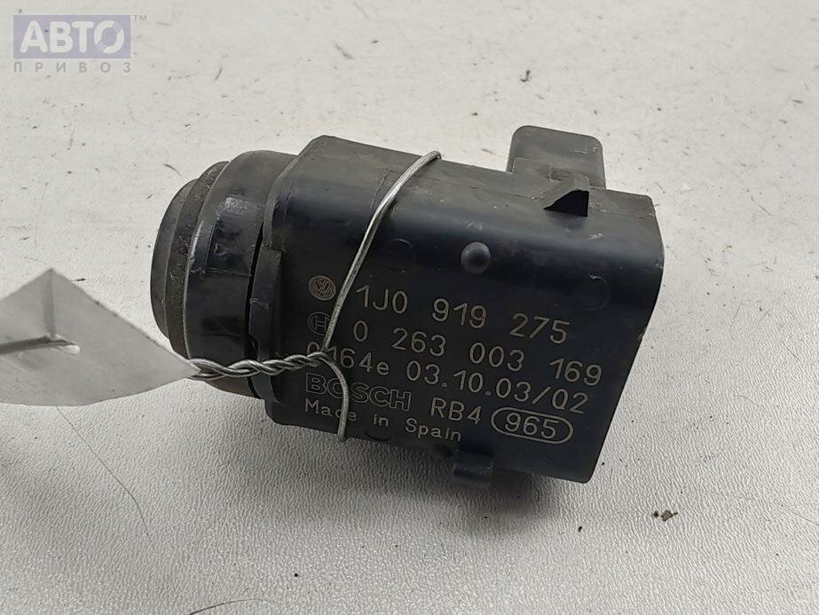 Датчик парковки (парктроник) передний Volkswagen Touareg