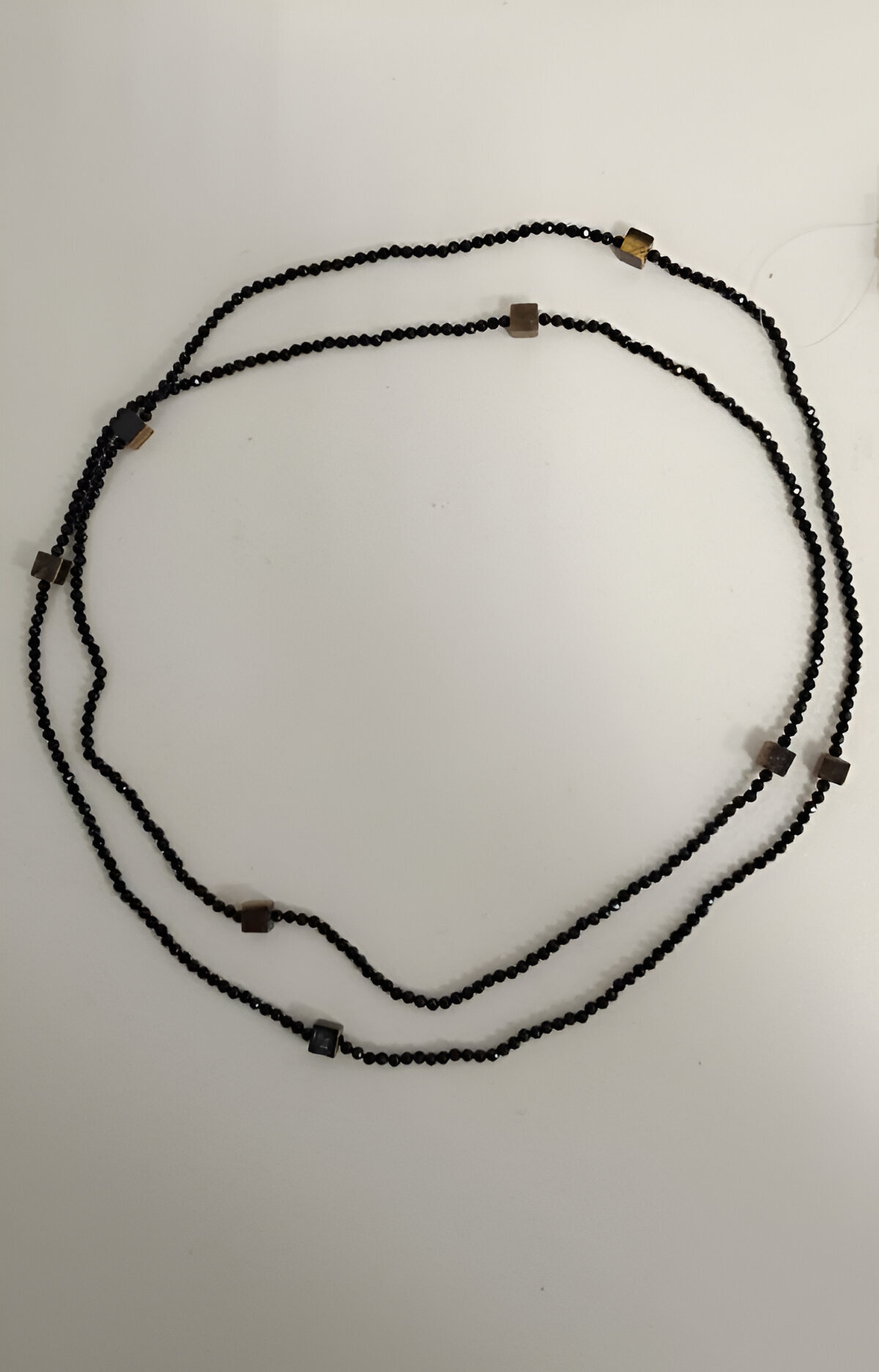 Бусы, тигровый глаз, шпинель