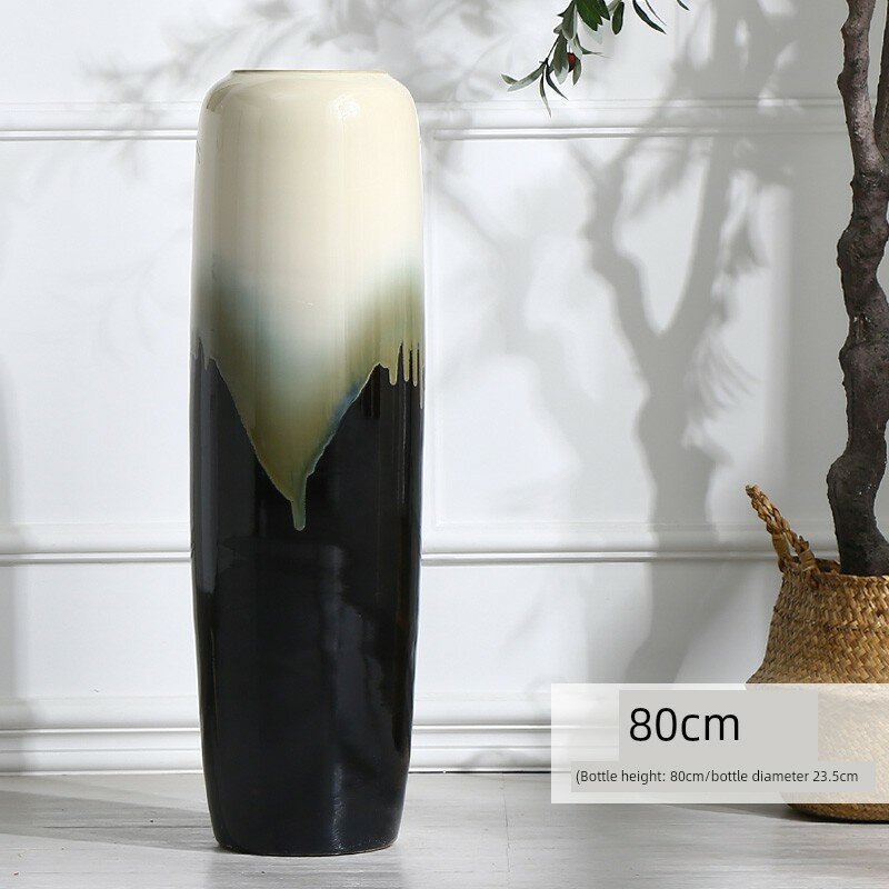 Напольная ваза в китайском стиле, создающая ощущение легкой роскоши и высокого класса, с цветочными композициями,