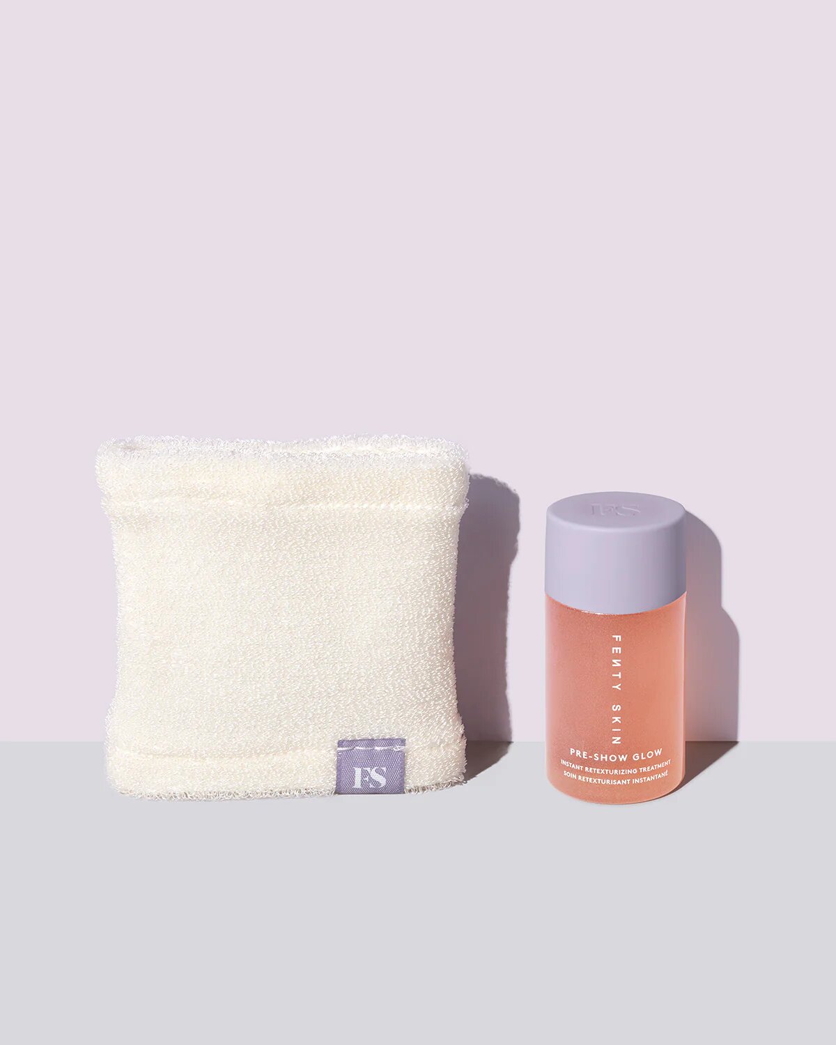 Fenty Skin Мгновенное восстанавливающее средство Pre-Show Glow с 10% AHA-кислотами + многоразовый аппликатор