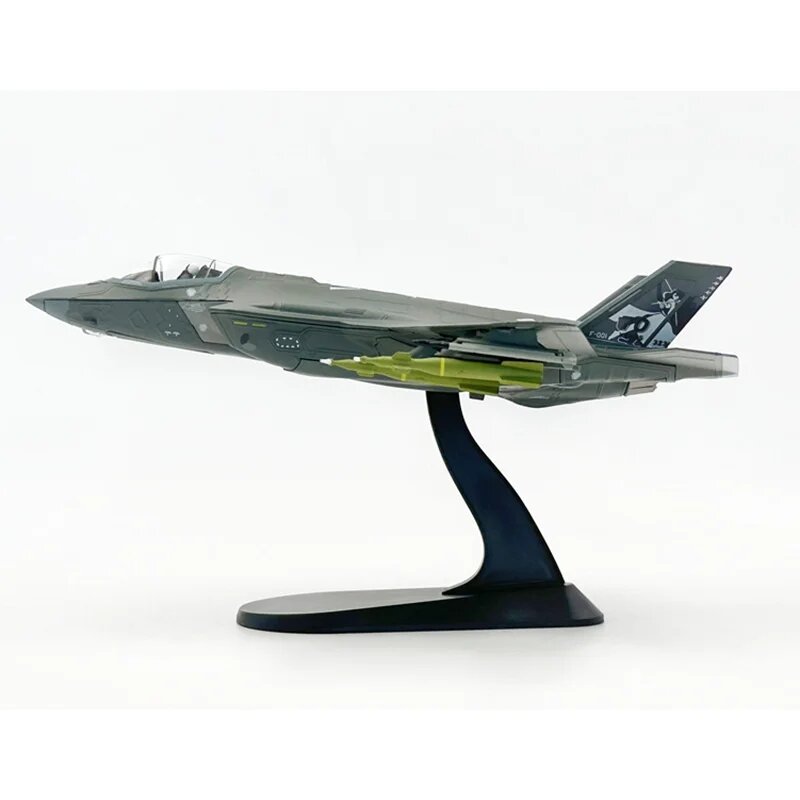 Модель самолета HYINUO F-35 1/72