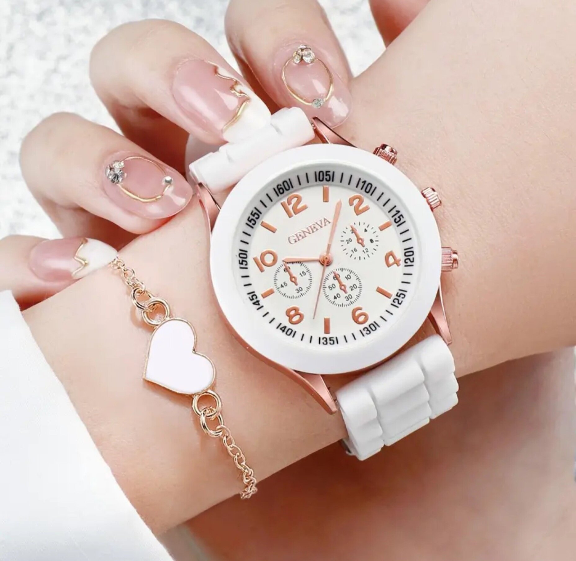 Наручные часы 120