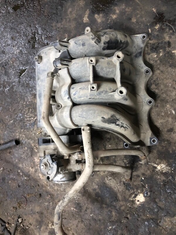 Впускной коллектор Hyundai Accent G4EC 2008 (б/у)