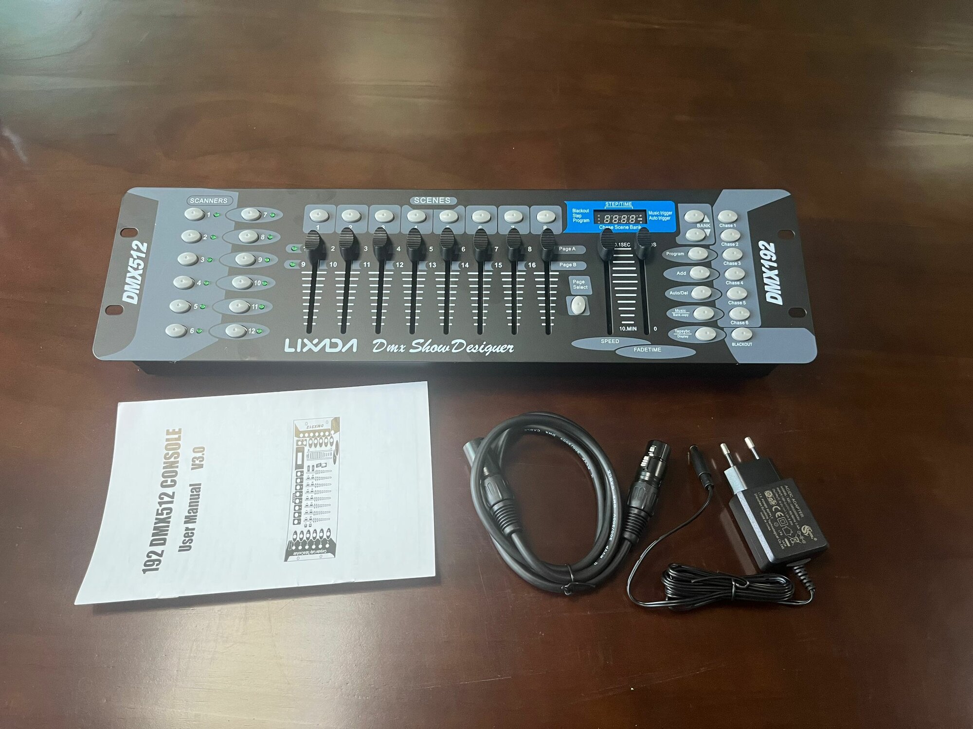 Lixada 192 каналы DMX512 Консоль контроллера с 3 метрами DMX512 Сигнальный кабель XLR для сцены Light Party Dij Operator Оборудование