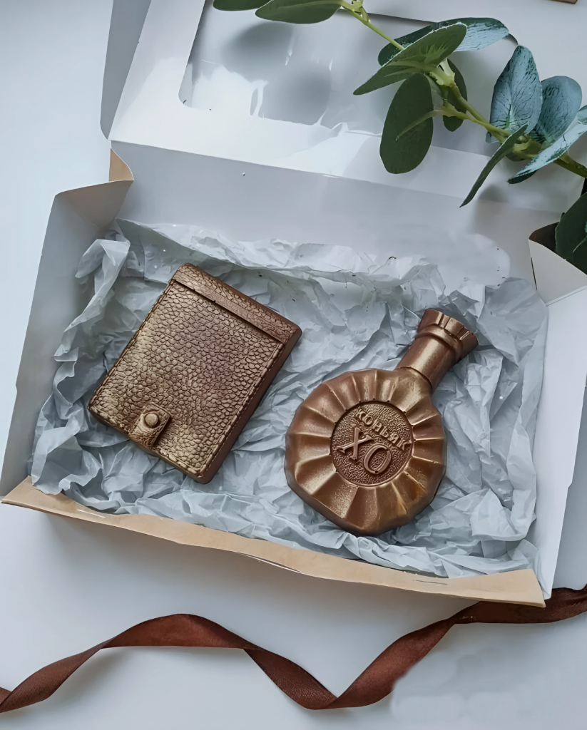 Фигурный шоколад для мужчины в подарок "ShokoTrendy Кошелек Виски", молочный, 250 г