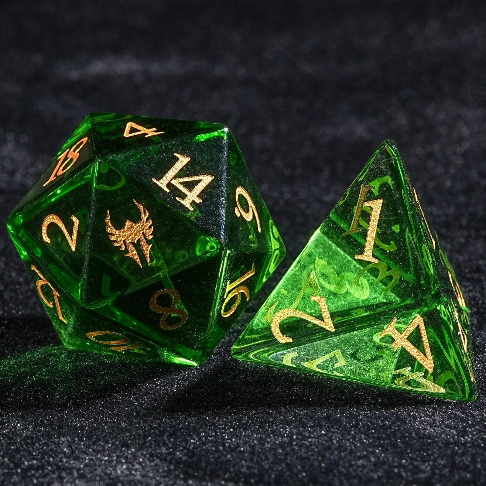 7 шт. DND Dice Зеленые стеклянные кости с драгоценными камнями Набор кубиков с золотым словом Многогранные многогранные игральные кости для D&D Game COC Ролевая игра RPG Стол