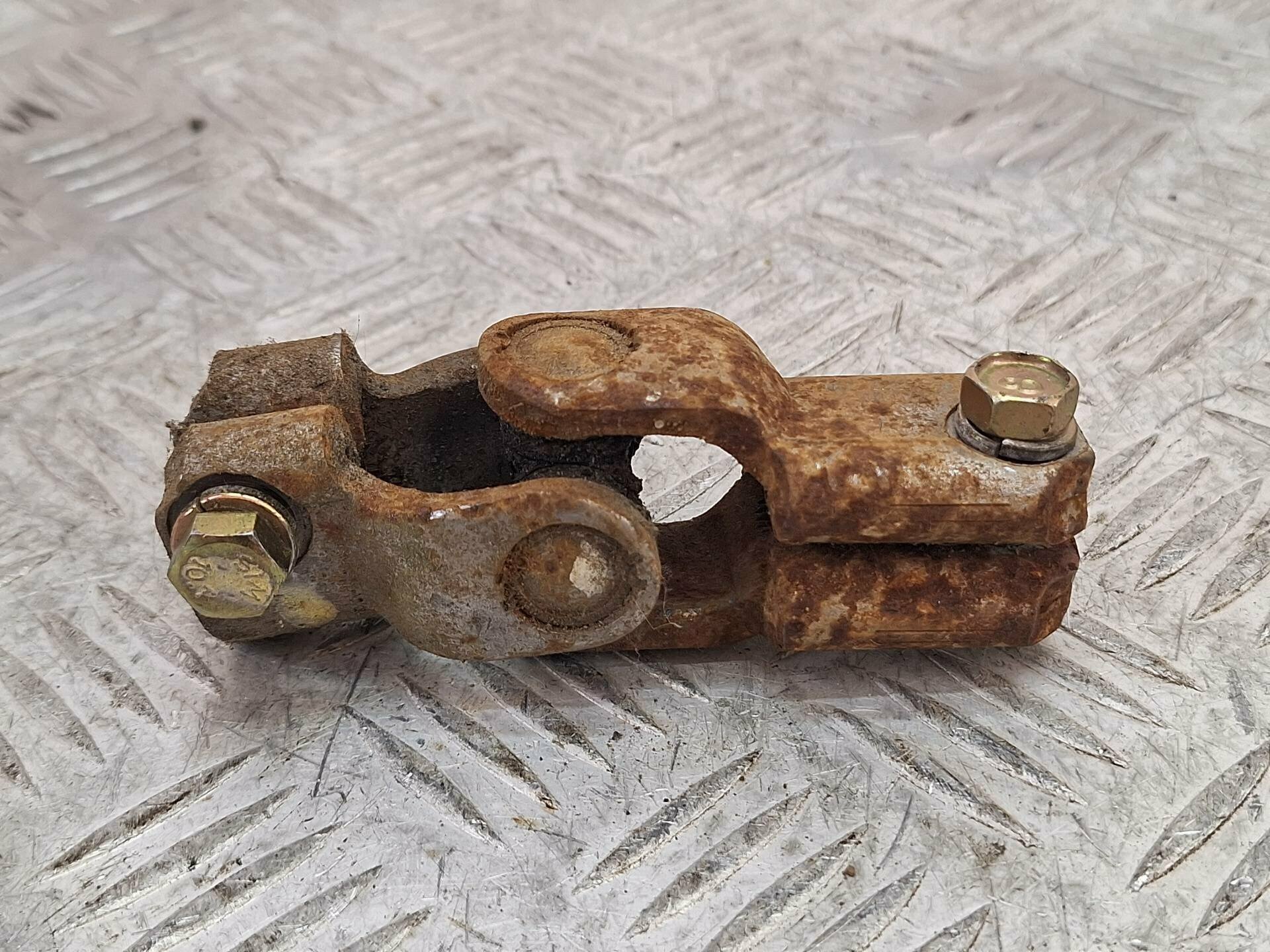 Рулевой карданчик Daewoo Kalos 2004