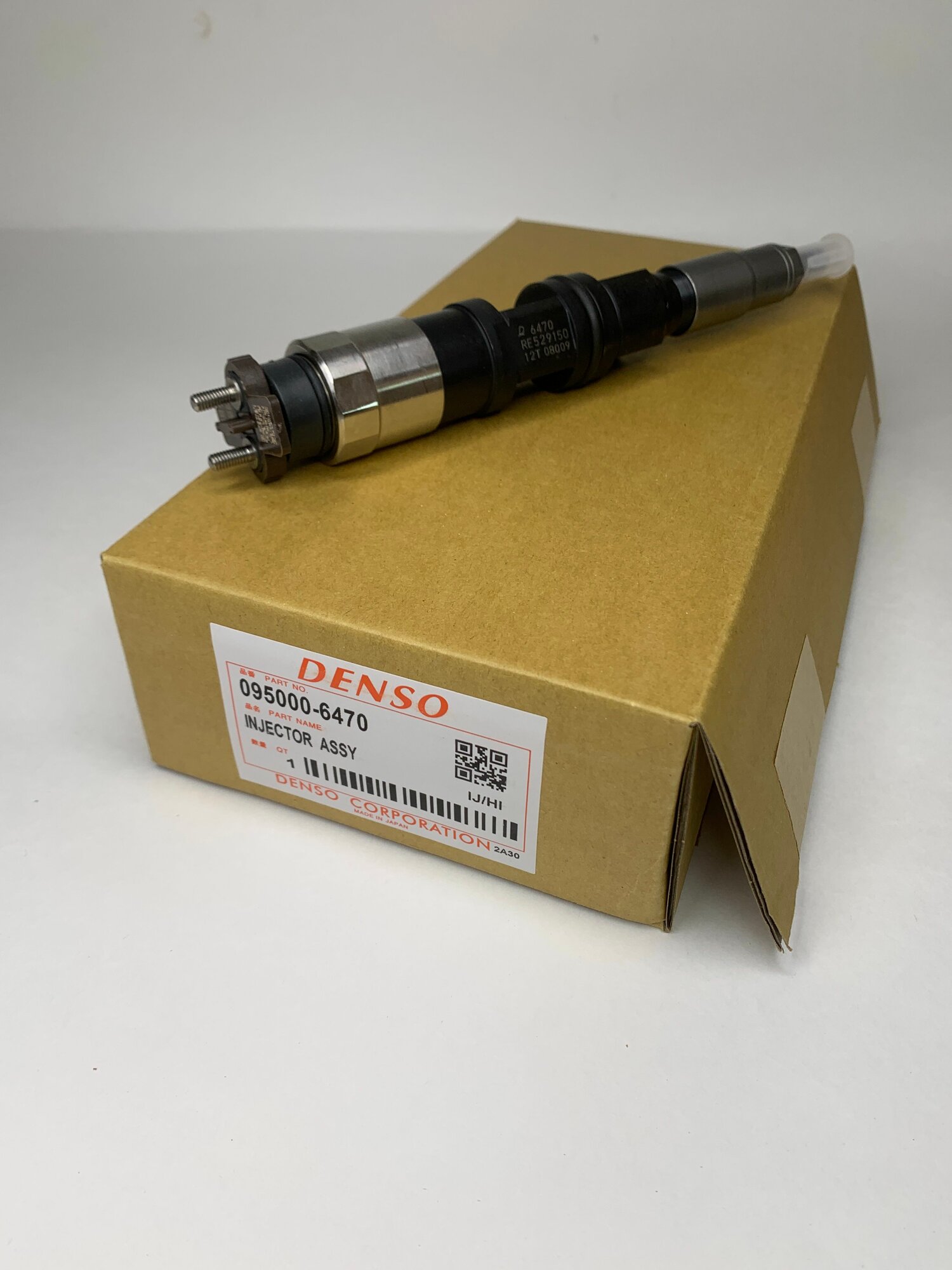 Форсунка топливная DENSO 095000-6470