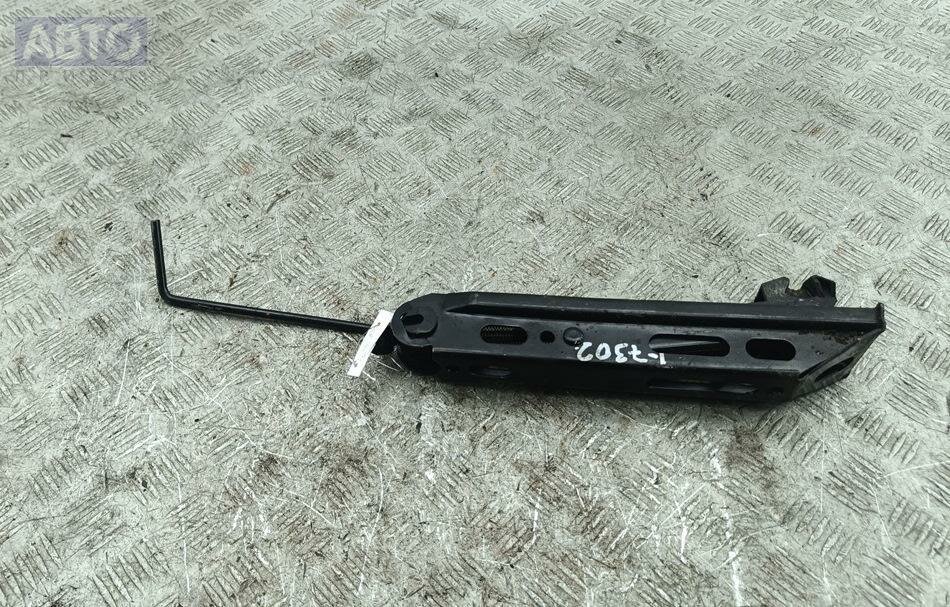 Домкрат Opel Vectra B (1995-2002)