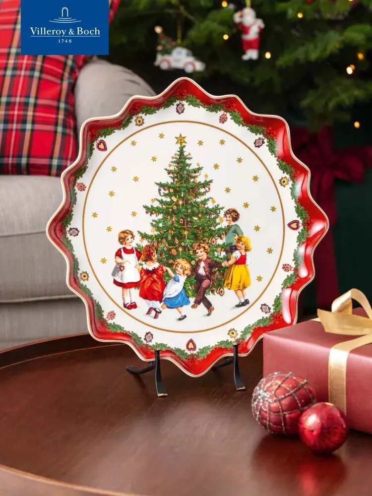 Блюдо новогоднее для торта 39 см "Дети танцуют", Toy's Fantasy, Villeroy & Boch, Премиум-Фарфор