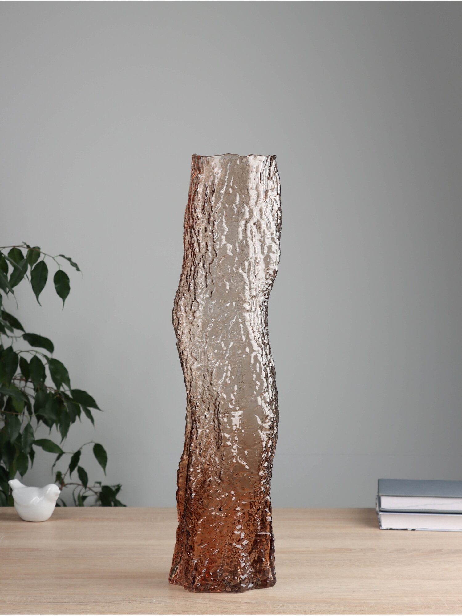 Ваза для цветов напольная «Кимберли» 50×10.5 см, стекло, коричневая