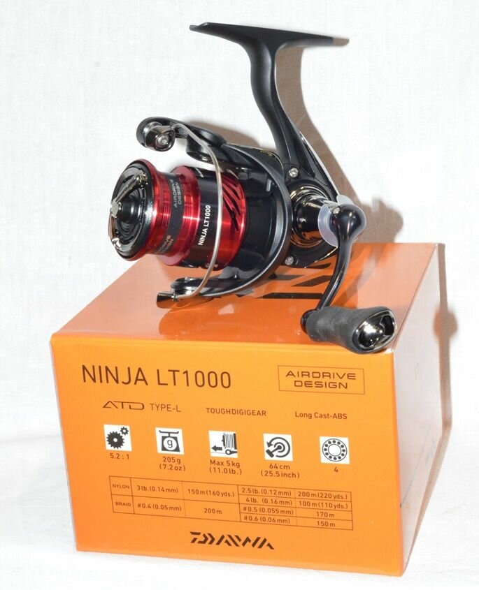 Катушка Daiwa Ninja LT 1000, безынерционная, 4+1 подшипник, шпуля алюминиевая, чёрная/красная