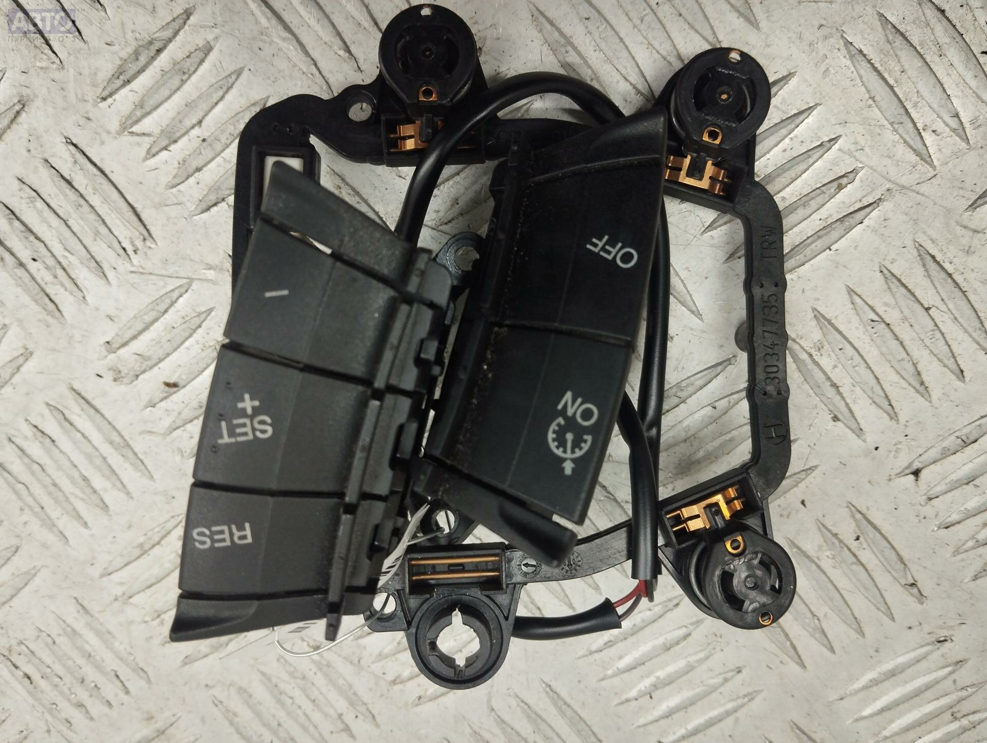 Кнопки руля Ford Focus 2 (2004-2010)