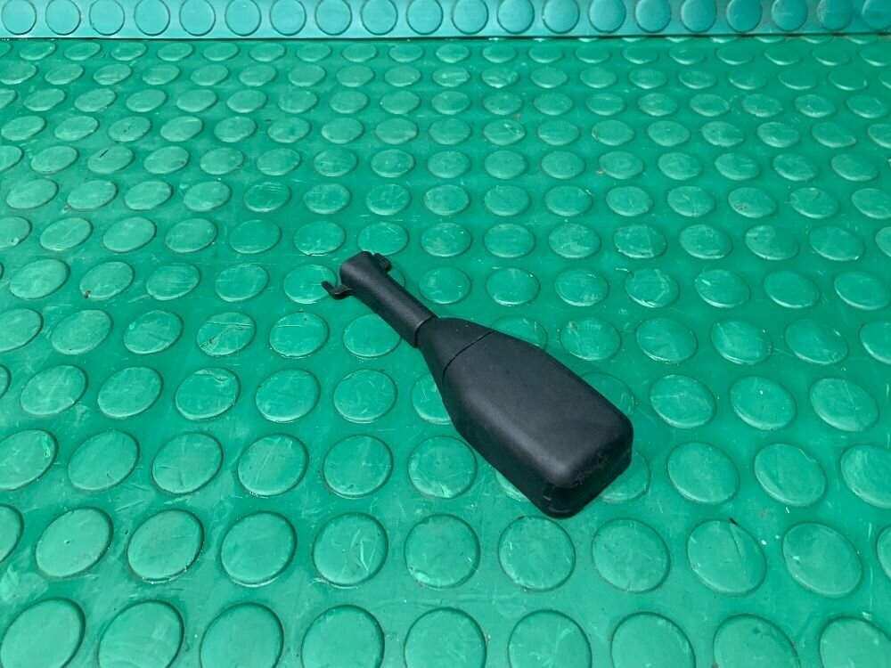 Датчик дождя Toyota RAV4 IV рестайлинг (2015—2019) 8994152010