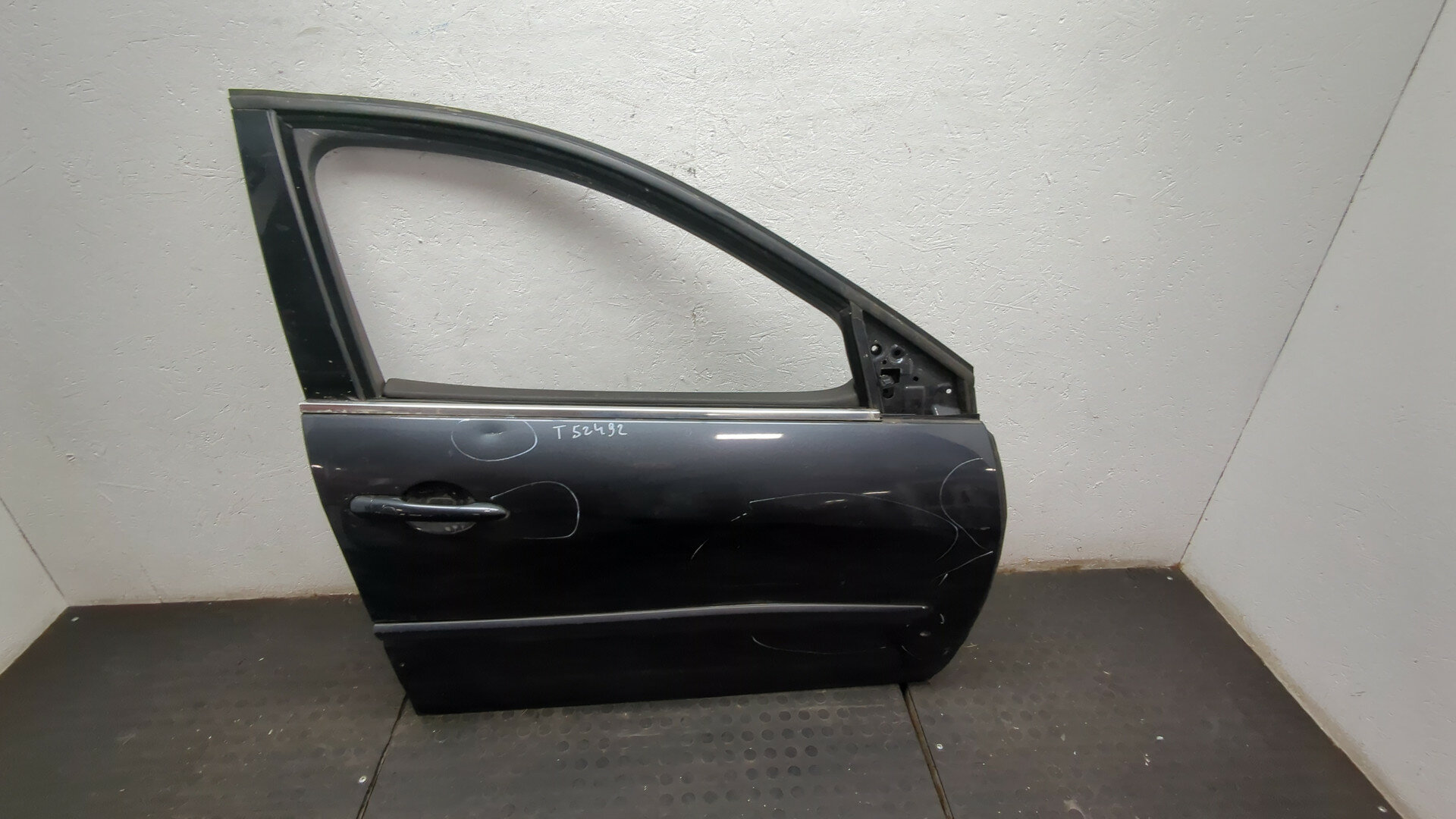 Дверь боковая (легковая) правая передняя Renault Laguna 3 Б/У