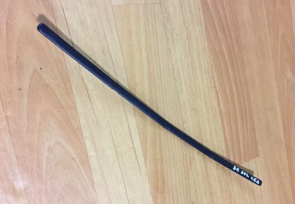 Солярис hyundai молдинг задней правой двери, б/у