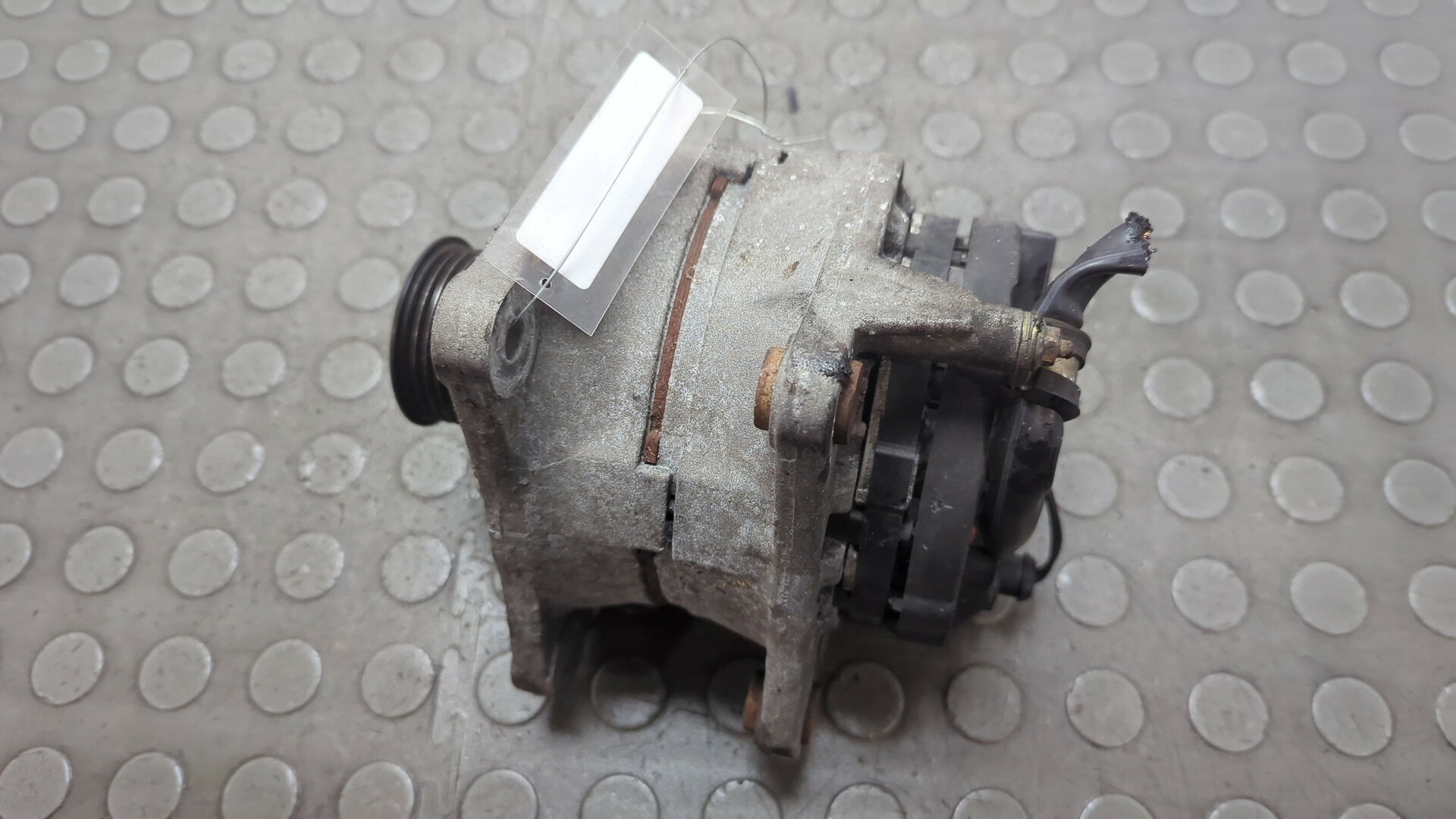 Генератор Volkswagen Golf 4 Б/У