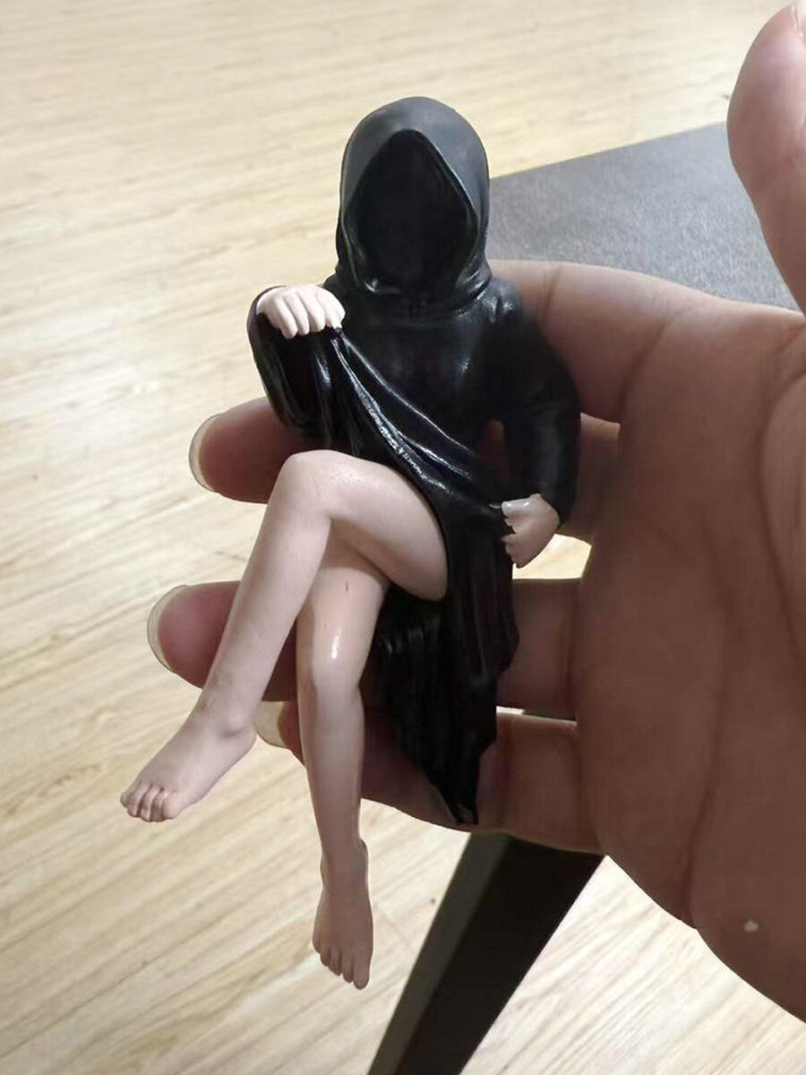 Таинственный чёрный плащ декоративная статуэтка (на полках/книгах), A