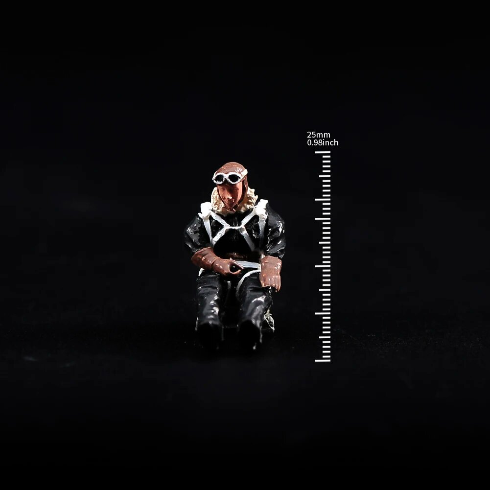 Миниатюры MAK 1/48 Пилот Второй мировой войны Model 10