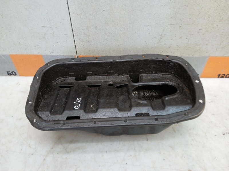 Б/У Рено Клио 2 Поддон масляный двигателя Renault Clio 1998-2008 2 318195 RENAULT арт. 7700100375