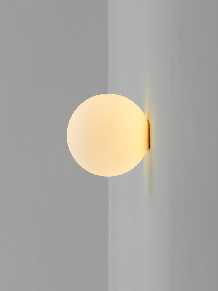 Настенный светильник