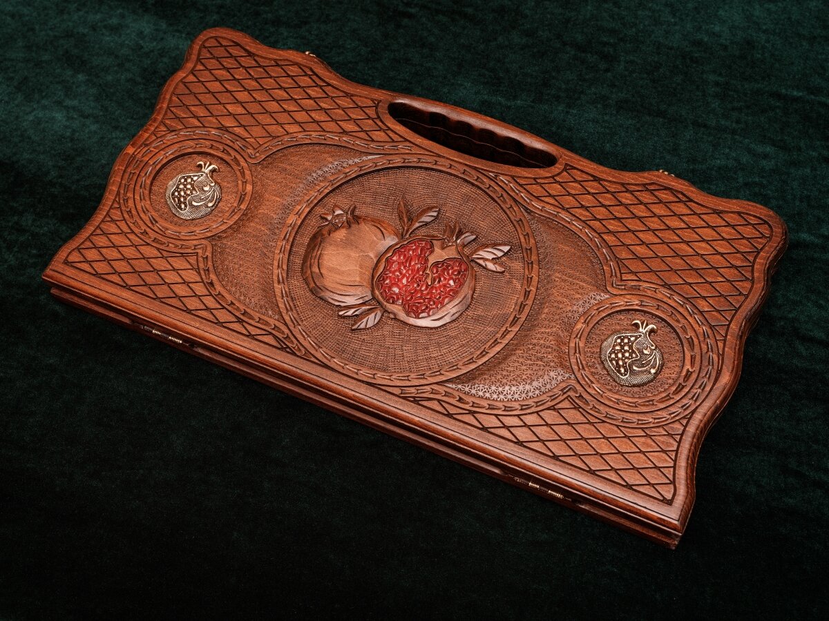 Нарды "Гранат", складные, с фигурками, резные, из дерева Бука, 60см, вес 5кг