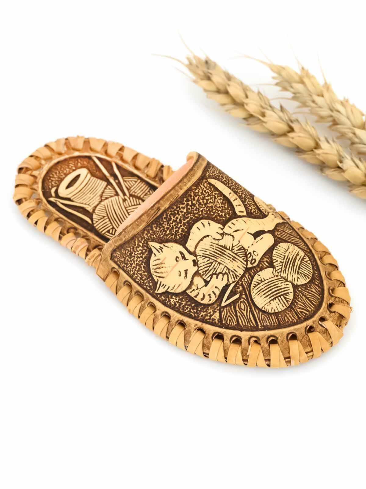 Игольница - Кошечка (Тапочек), береста, 14,5х7х4 см
