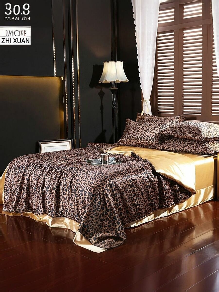 Шелковое постельное белье из четырех частей